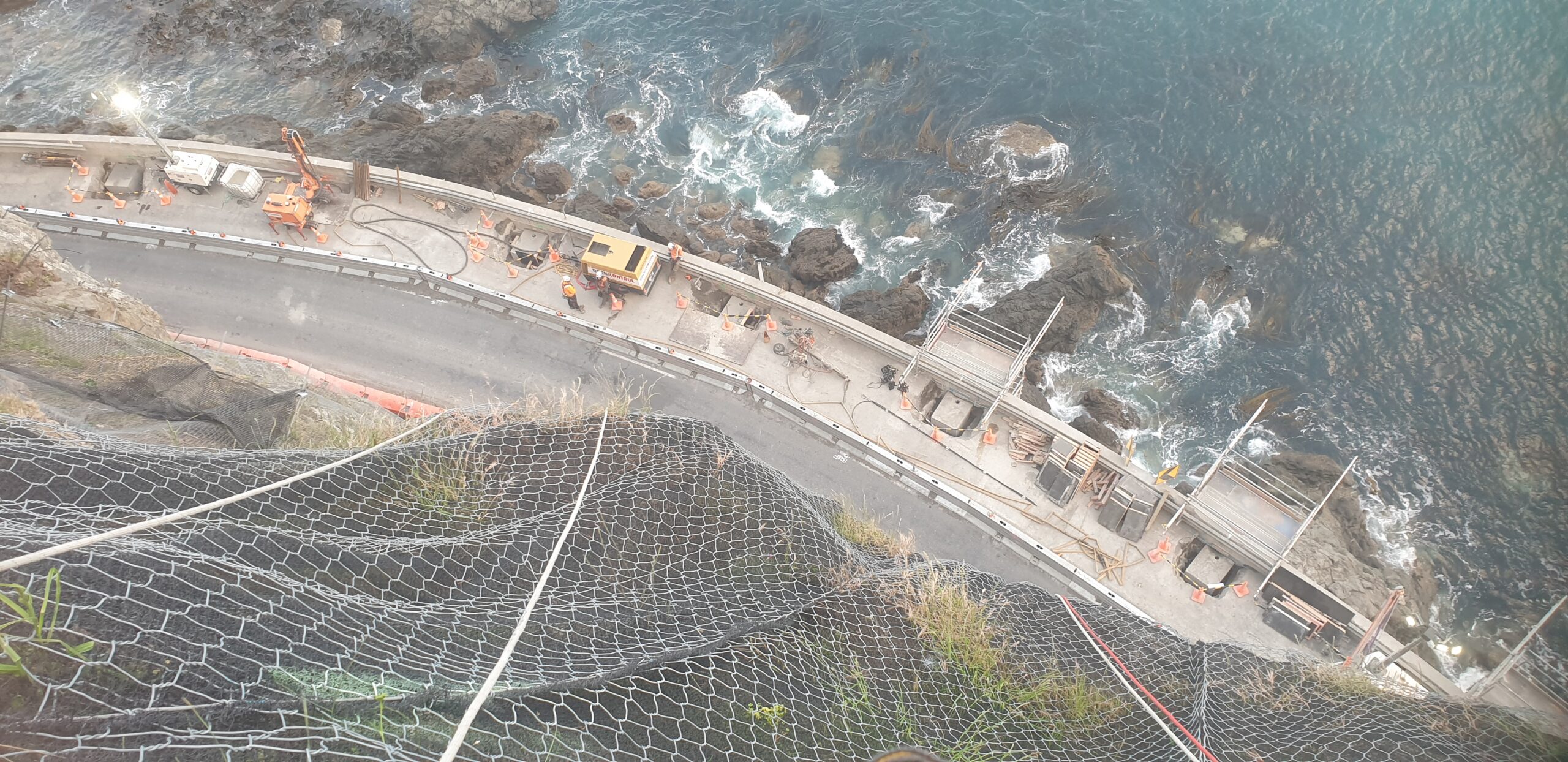 Kaikōura self-cleaning canopy a year-long, all-night rock marathon - Tonkin + Taylor
